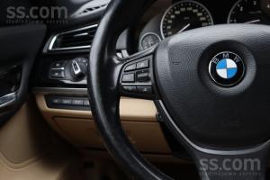 Blue BMW 740 2012 in Valmiera, with an engine capacity of 3.00 L and mileage of 293 thousand km for 9990 €, photo 19 on AUTOMOTO.COM.LV