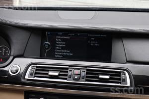 Blue BMW 740 2012 in Valmiera, with an engine capacity of 3.00 L and mileage of 293 thousand km for 9990 €, photo 22 on AUTOMOTO.COM.LV