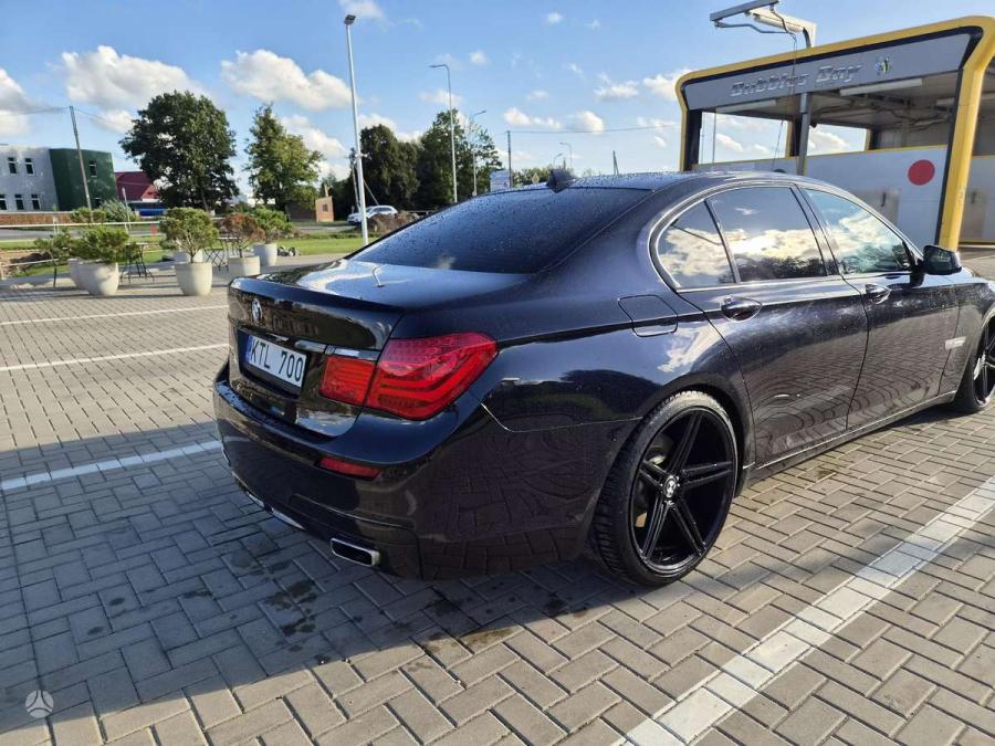 Zils BMW 740 2012 Šilutė, ar dzinēja tilpumu 2.99 L un nobraukumu 312 tūkst. km par 10200 €, foto 7 vietnē AUTOMOTO.COM.LV