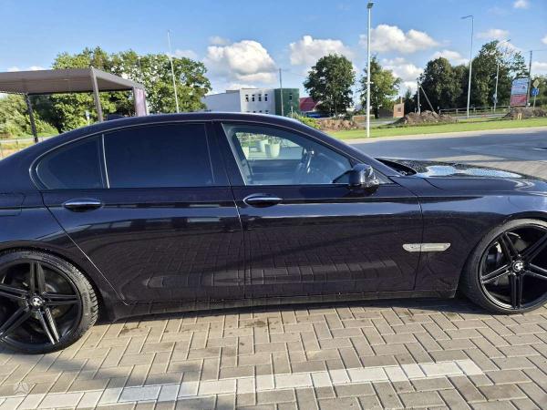 Zils BMW 740 2012 Šilutė, ar dzinēja tilpumu 2.99 L un nobraukumu 312 tūkst. km par 10200 €, foto 8 vietnē AUTOMOTO.COM.LV