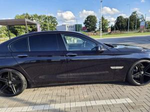 Zils BMW 740 2012 Šilutė, ar dzinēja tilpumu 2.99 L un nobraukumu 312 tūkst. km par 10200 €, foto 9 vietnē AUTOMOTO.COM.LV