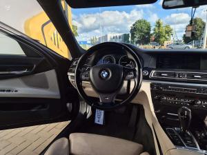 Zils BMW 740 2012 Šilutė, ar dzinēja tilpumu 2.99 L un nobraukumu 312 tūkst. km par 10200 €, foto 25 vietnē AUTOMOTO.COM.LV