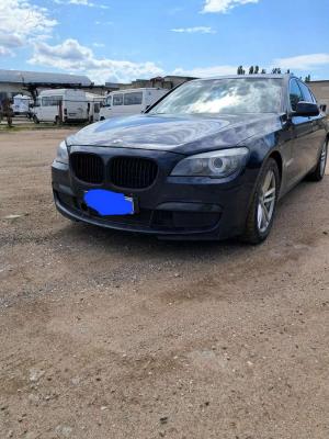 Blue BMW 740 2012 in Vilnius, with an engine capacity of 2.99 L and mileage of 206 thousand km for 7000 €, photo 3 on AUTOMOTO.COM.LV