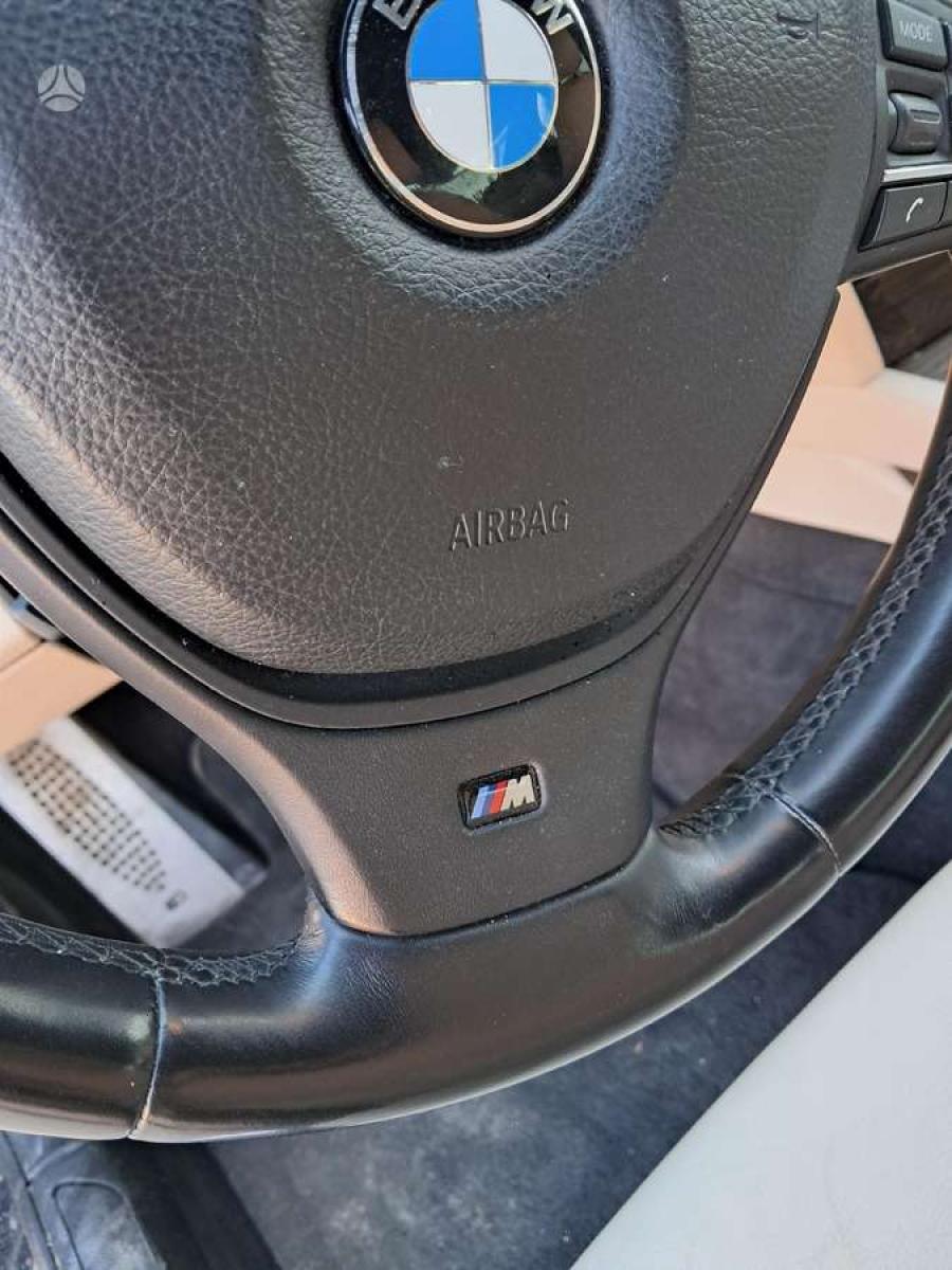 Blue BMW 740 2012 in Vilnius, with an engine capacity of 2.99 L and mileage of 206 thousand km for 7000 €, photo 14 on AUTOMOTO.COM.LV