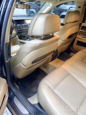 Zils BMW 740 2013 Rīga, ar dzinēja tilpumu 3.00 L un nobraukumu 203 tūkst. km par 16500 €, foto 6 vietnē AUTOMOTO.COM.LV