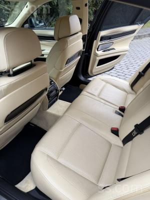 Zils BMW 740 2013 Rīga, ar dzinēja tilpumu 3.00 L un nobraukumu 203 tūkst. km par 16500 €, foto 9 vietnē AUTOMOTO.COM.LV