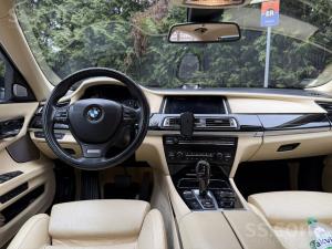 Zils BMW 740 2013 Rīga, ar dzinēja tilpumu 3.00 L un nobraukumu 203 tūkst. km par 16500 €, foto 11 vietnē AUTOMOTO.COM.LV