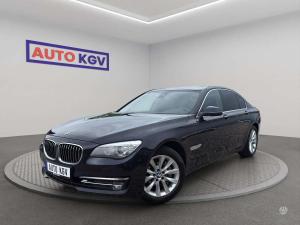 Blue BMW 740 2014 in Kaunas, with an engine capacity of 3.00 L and mileage of 254 thousand km for 13999 €, photo  on AUTOMOTO.COM.LV