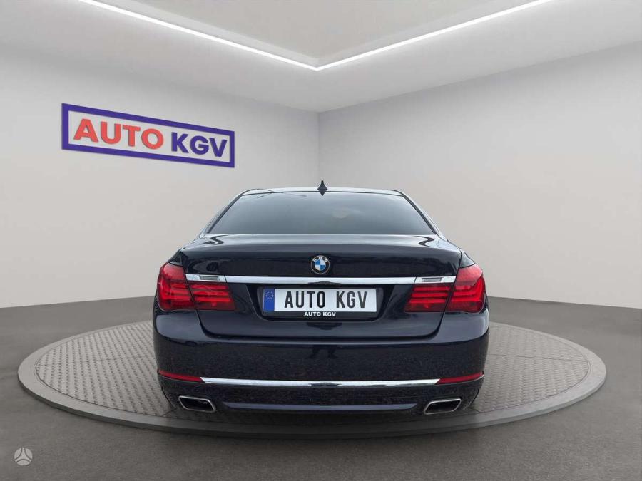 Zils BMW 740 2014 Kauņa, ar dzinēja tilpumu 3.00 L un nobraukumu 254 tūkst. km par 13999 €, foto 5 vietnē AUTOMOTO.COM.LV