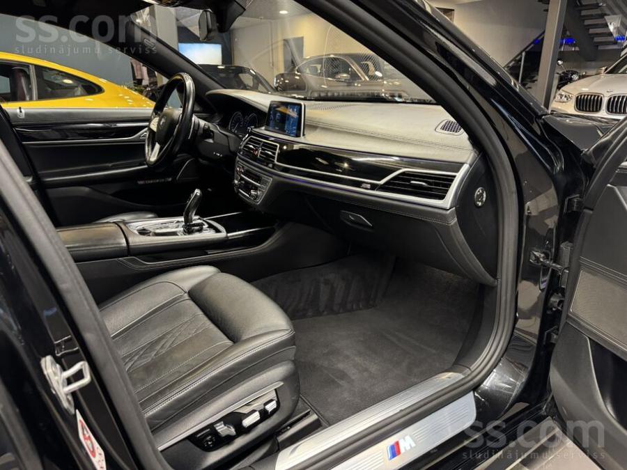 Zils BMW 740 2016 Rīga, ar dzinēja tilpumu 3.00 L un nobraukumu 161 tūkst. km par 30990 €, foto 16 vietnē AUTOMOTO.COM.LV