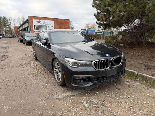 Blue BMW 740 2016 in Marijampole, with an engine capacity of 2.98 L and mileage of 240 thousand km for 14000 €, photo 1 on AUTOMOTO.COM.LV