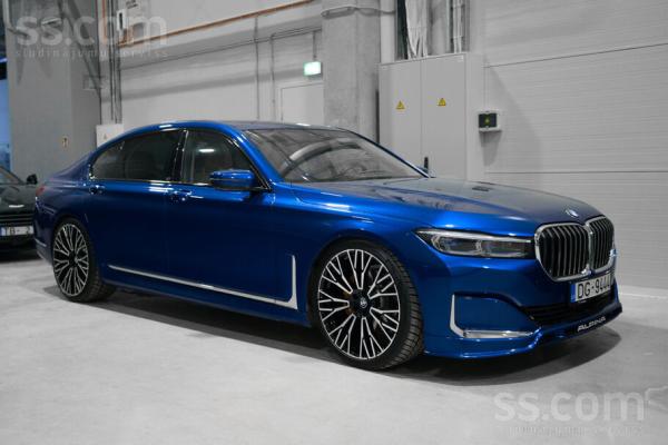 Blue BMW 740 2016 in Riga, with an engine capacity of 3.00 L and mileage of 170 thousand km for 35900 €, photo 1 on AUTOMOTO.COM.LV