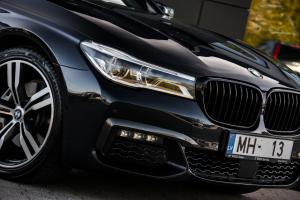 Zils BMW 740 2016 Rīga, ar dzinēja tilpumu 3.00 L un nobraukumu 245 tūkst. km par 34500 €, foto 25 vietnē AUTOMOTO.COM.LV