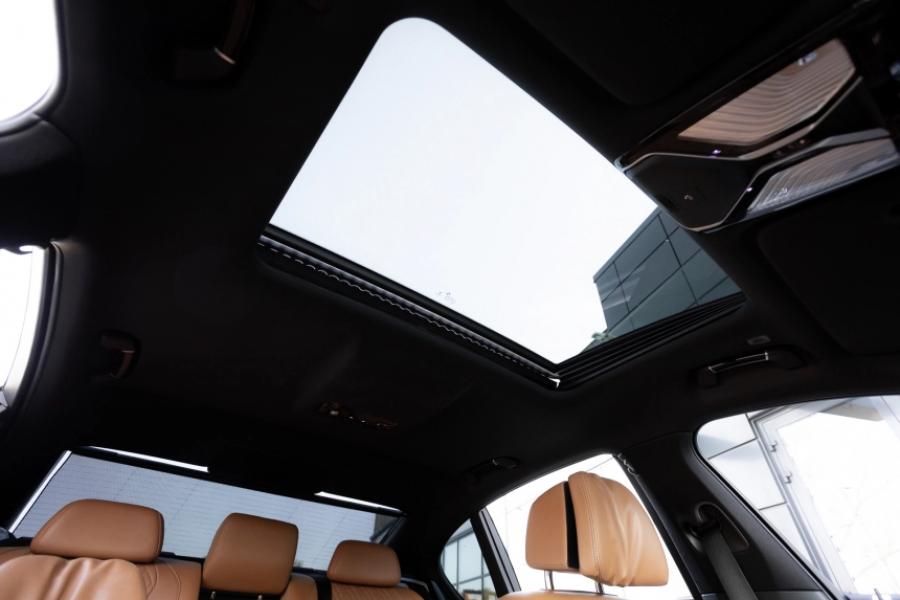 Zils BMW 740 2016 Rīga, ar dzinēja tilpumu 3.00 L un nobraukumu 245 tūkst. km par 34500 €, foto 42 vietnē AUTOMOTO.COM.LV