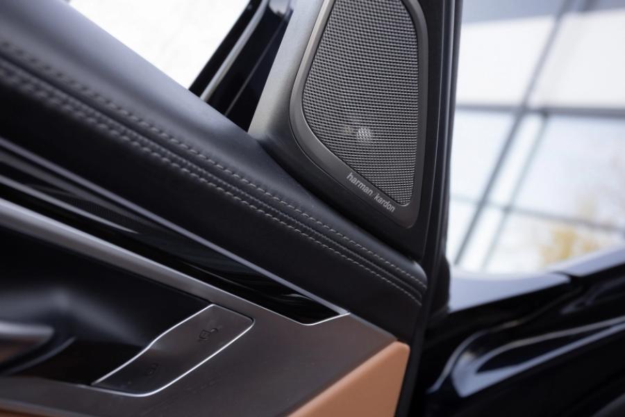 Zils BMW 740 2016 Rīga, ar dzinēja tilpumu 3.00 L un nobraukumu 245 tūkst. km par 34500 €, foto 51 vietnē AUTOMOTO.COM.LV
