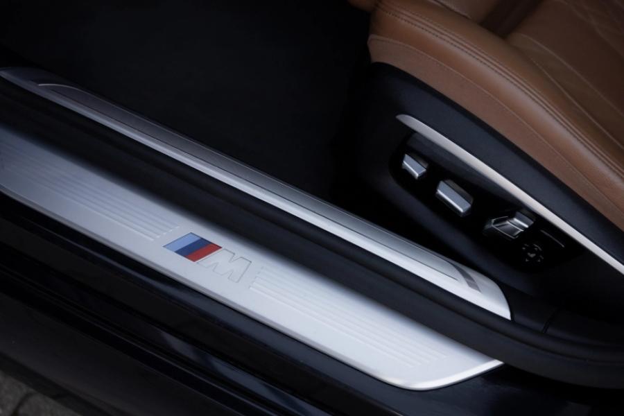 Zils BMW 740 2016 Rīga, ar dzinēja tilpumu 3.00 L un nobraukumu 245 tūkst. km par 34500 €, foto 55 vietnē AUTOMOTO.COM.LV