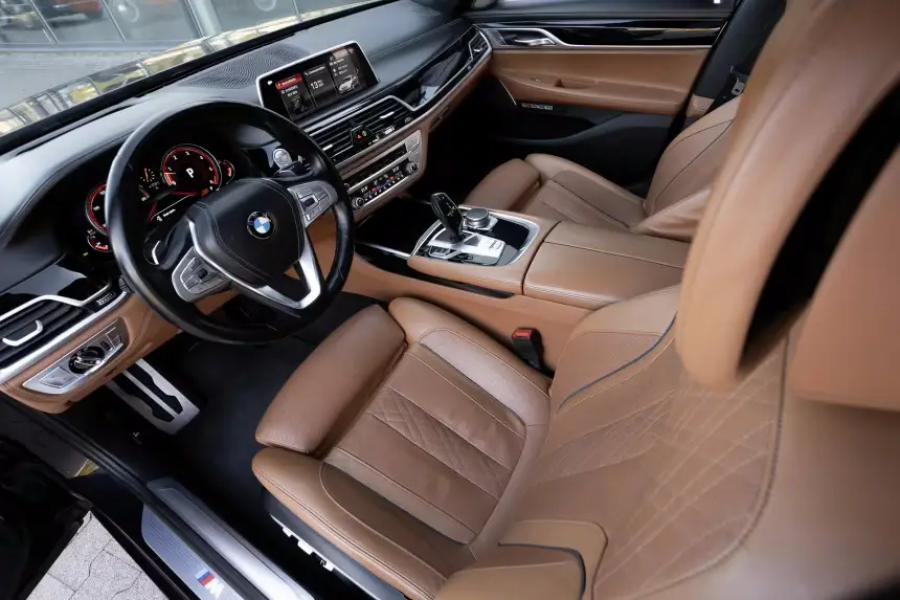 Zils BMW 740 2016 Jelgava, ar dzinēja tilpumu 3.00 L un nobraukumu 245 tūkst. km par 30500 €, foto 27 vietnē AUTOMOTO.COM.LV