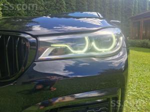 Blue BMW 740 2016 in Jelgava, with an engine capacity of 3.00 L and mileage of 260 thousand km for 28800 €, photo 9 on AUTOMOTO.COM.LV