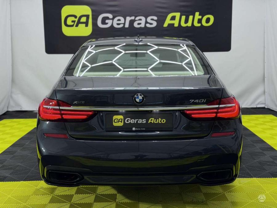 Blue BMW 740 2017 in Vilnius, with an engine capacity of 3.00 L and mileage of 86 thousand km for 22300 €, photo 6 on AUTOMOTO.COM.LV