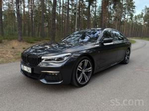Blue BMW 740 2018 in Riga, with an engine capacity of 3.00 L and mileage of 208 thousand km for 30000 €, photo 9 on AUTOMOTO.COM.LV