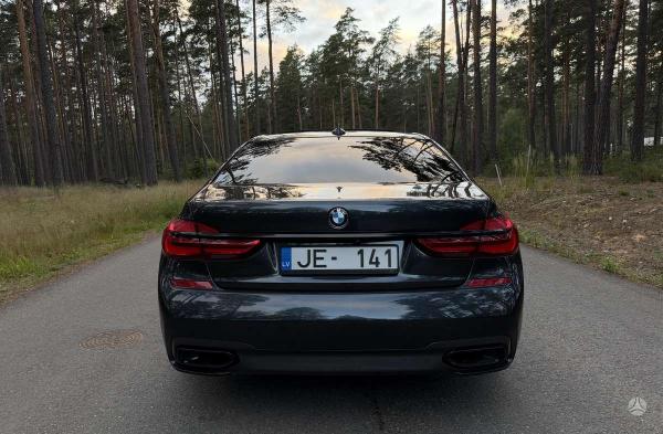 Zils BMW 740 2018 Rīga, ar dzinēja tilpumu 3.00 L un nobraukumu 210 tūkst. km par 29000 €, foto 5 vietnē AUTOMOTO.COM.LV