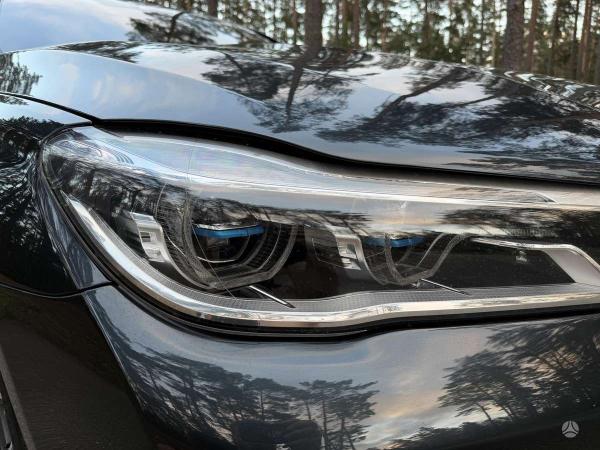 Zils BMW 740 2018 Rīga, ar dzinēja tilpumu 3.00 L un nobraukumu 210 tūkst. km par 29000 €, foto 10 vietnē AUTOMOTO.COM.LV
