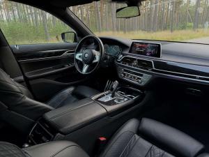 Синий БМВ 740 2018 в Рига, объемом двигателя 3.00 л и пробегом 210 тыс. км за 29000 €, фото 14 на AUTOMOTO.COM.LV