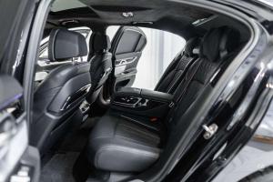 Blue BMW 740 2019 in Tallinn, with an engine capacity of 2.99 L and mileage of 134 thousand km for 48990 €, photo 17 on AUTOMOTO.COM.LV