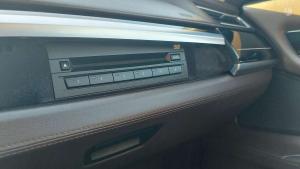 Brown BMW 740 2011 in Vilnius, with an engine capacity of 0.00 L and mileage of 321 thousand km for 11600 €, photo 25 on AUTOMOTO.COM.LV