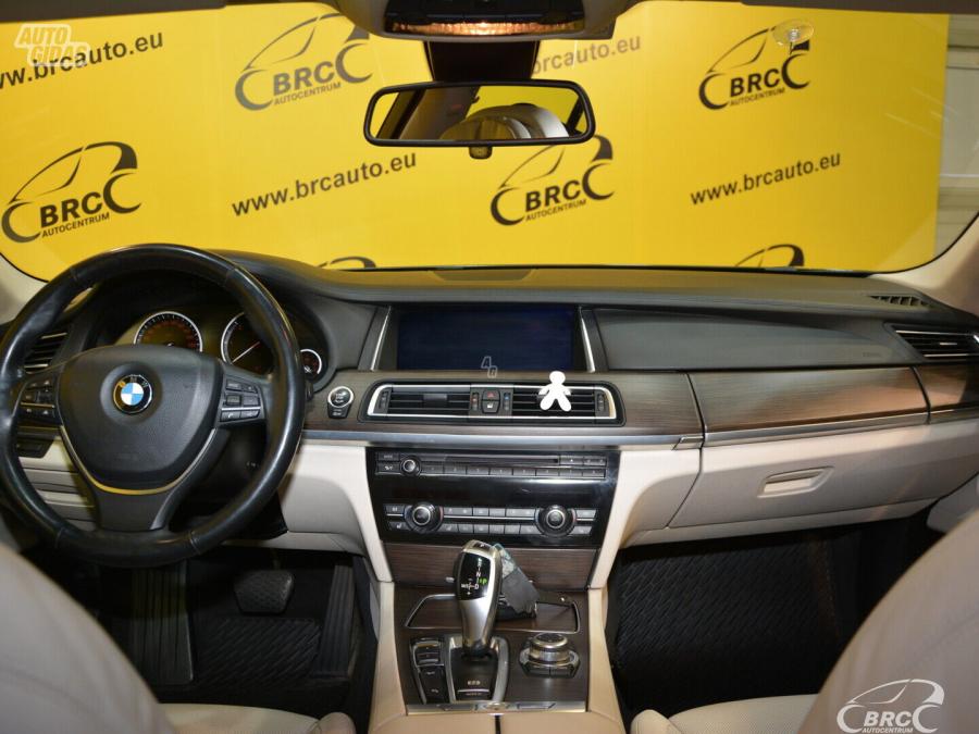 Brown BMW 740 2012 in Avizieniai, with an engine capacity of 3.00 L and mileage of 266 thousand km for 11900 €, photo 16 on AUTOMOTO.COM.LV