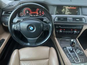 Brūns BMW 740 2013 Jūrmala, ar dzinēja tilpumu 3.00 L un nobraukumu 244 tūkst. km par 15000 €, foto 8 vietnē AUTOMOTO.COM.LV