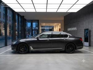 Brūns BMW 740 2016 Viļņa, ar dzinēja tilpumu 3.00 L un nobraukumu 128 tūkst. km par 19900 €, foto  vietnē AUTOMOTO.COM.LV