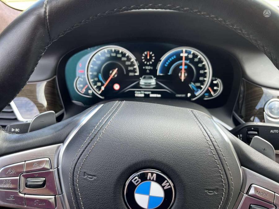 Brūns BMW 740 2016 Tauragė, ar dzinēja tilpumu 2.00 L un nobraukumu 147 tūkst. km par 27900 €, foto 14 vietnē AUTOMOTO.COM.LV