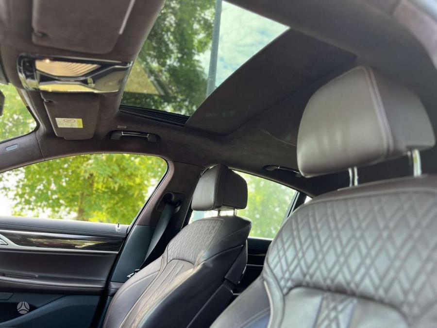 Brūns BMW 740 2016 Tauragė, ar dzinēja tilpumu 2.00 L un nobraukumu 147 tūkst. km par 27900 €, foto 16 vietnē AUTOMOTO.COM.LV