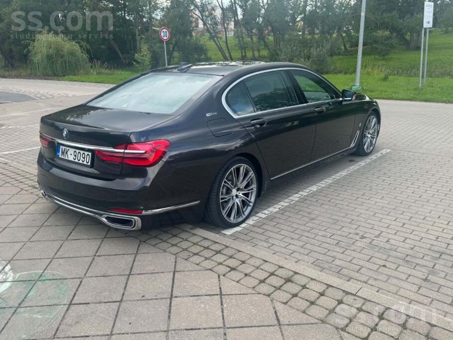 Brūns BMW 740 2016 Rēzekne, ar dzinēja tilpumu 2.00 L un nobraukumu 200 tūkst. km par 31250 €, foto 4 vietnē AUTOMOTO.COM.LV