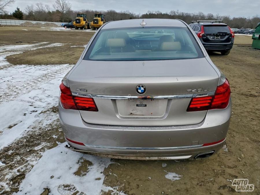 BMW 740 2013 Šilutė, ar dzinēja tilpumu 3.00 L un nobraukumu 132 tūkst. km par 8750 €, foto 4 vietnē AUTOMOTO.COM.LV