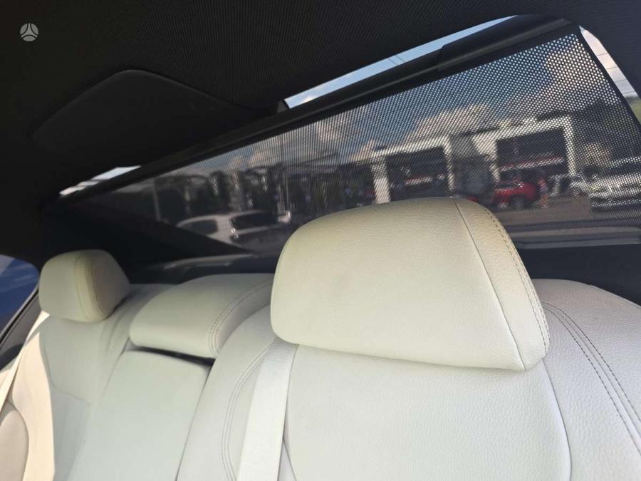 Grey BMW 740 2017 in Kaunas, with an engine capacity of 2.99 L and mileage of 300 thousand km for 25999 €, photo 14 on AUTOMOTO.COM.LV