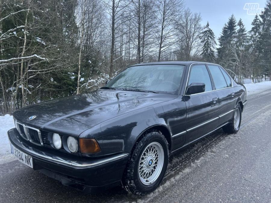 Pelēks BMW 740 1992 Šilutė, ar dzinēja tilpumu 4.00 L un nobraukumu 280 tūkst. km par 7000 €, foto 7 vietnē AUTOMOTO.COM.LV