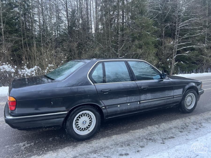 Pelēks BMW 740 1992 Šilutė, ar dzinēja tilpumu 4.00 L un nobraukumu 280 tūkst. km par 7000 €, foto 10 vietnē AUTOMOTO.COM.LV
