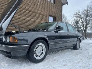 Pelēks BMW 740 1992 Šilutė, ar dzinēja tilpumu 4.00 L un nobraukumu 280 tūkst. km par 7000 €, foto 12 vietnē AUTOMOTO.COM.LV
