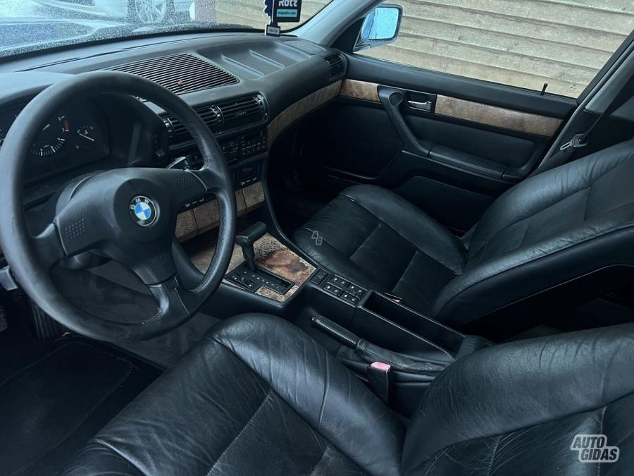 Pelēks BMW 740 1992 Šilutė, ar dzinēja tilpumu 4.00 L un nobraukumu 280 tūkst. km par 7000 €, foto 16 vietnē AUTOMOTO.COM.LV