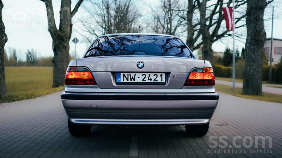 Grey BMW 740 1996 in Valmiera, with an engine capacity of 4.00 L and mileage of 168 thousand km for 8000 €, photo 6 on AUTOMOTO.COM.LV