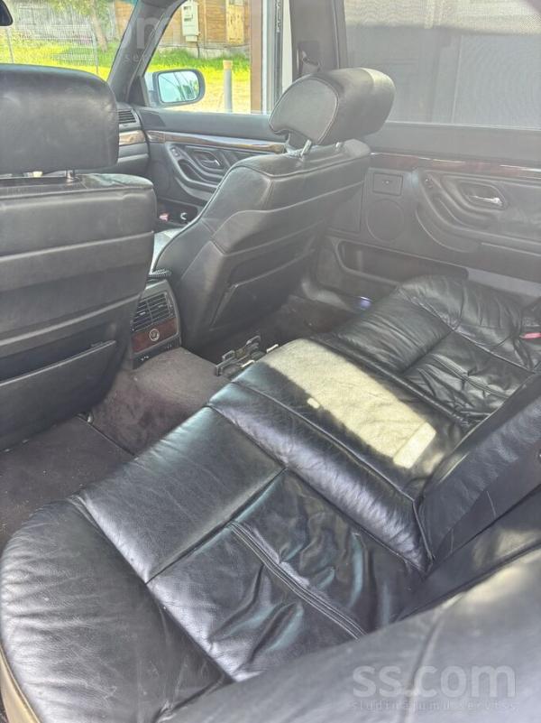Pelēks BMW 740 1997 Rēzekne, ar dzinēja tilpumu 4.40 L un nobraukumu 433 tūkst. km par 4999 €, foto 4 vietnē AUTOMOTO.COM.LV
