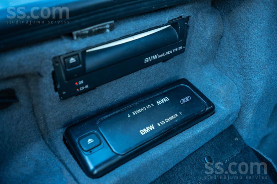 Grey BMW 740 1997 in Riga, with an engine capacity of 4.00 L and mileage of 230 thousand km for 15000 €, photo 10 on AUTOMOTO.COM.LV