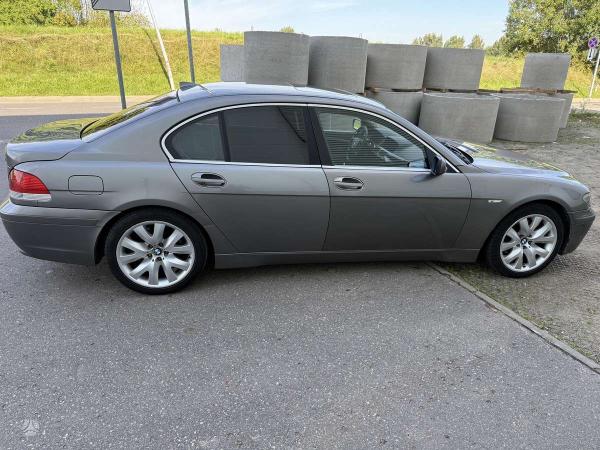 Grey BMW 740 2002 in Vilnius, with an engine capacity of 3.90 L and mileage of 230 thousand km for 1850 €, photo 7 on AUTOMOTO.COM.LV