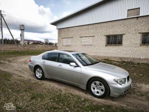 Pelēks BMW 740 2003 Ignalina, ar dzinēja tilpumu 3.90 L un nobraukumu 271 tūkst. km par 2999 €, foto  vietnē AUTOMOTO.COM.LV