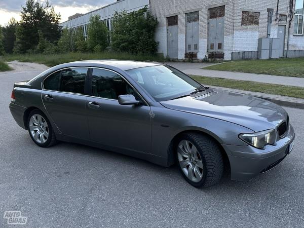 Grey BMW 740 2003 in Vilnius, with an engine capacity of 4.00 L and mileage of 360 thousand km for 2250 €, photo 3 on AUTOMOTO.COM.LV