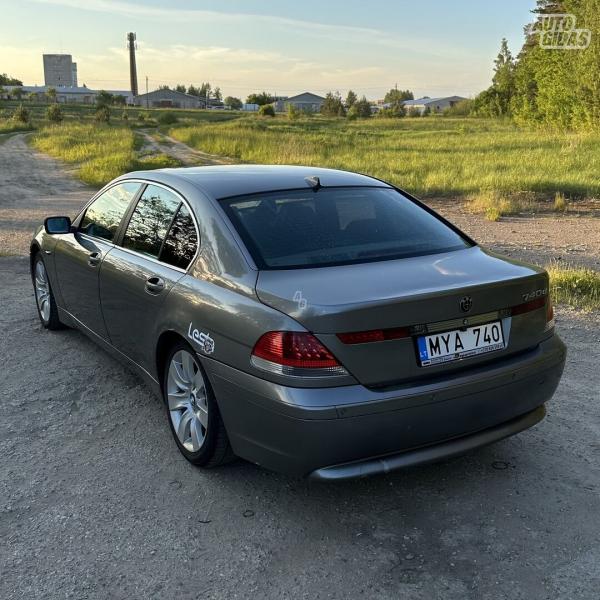 Grey BMW 740 2003 in Vilnius, with an engine capacity of 4.00 L and mileage of 360 thousand km for 2250 €, photo 7 on AUTOMOTO.COM.LV