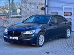 Pelēks BMW 740 2009 Kretinga, ar dzinēja tilpumu 3.00 L un nobraukumu 219 tūkst. km par 13499 €, foto  vietnē AUTOMOTO.COM.LV