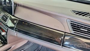 Grey BMW 740 2009 in Riga, with an engine capacity of 3.00 L and mileage of 277 thousand km for 12500 €, photo 14 on AUTOMOTO.COM.LV